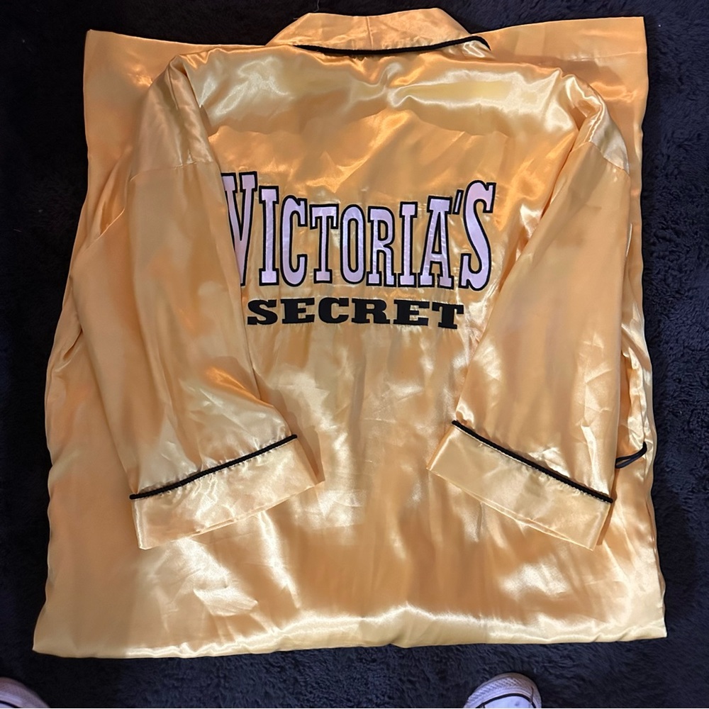 Satin Victoria’s Secret Robe - Gem